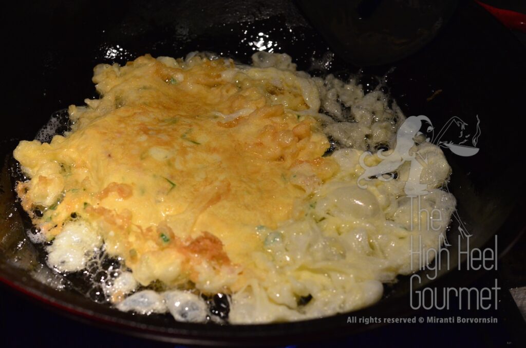 The Crispy Omelette – Infinite Thai Omelette, Khai-Jiao Series Episode ...