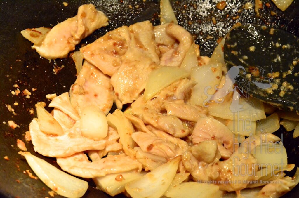 Thai Sweet and Sour Stir-Fry, Pad Priew Wan | The High Heel Gourmet