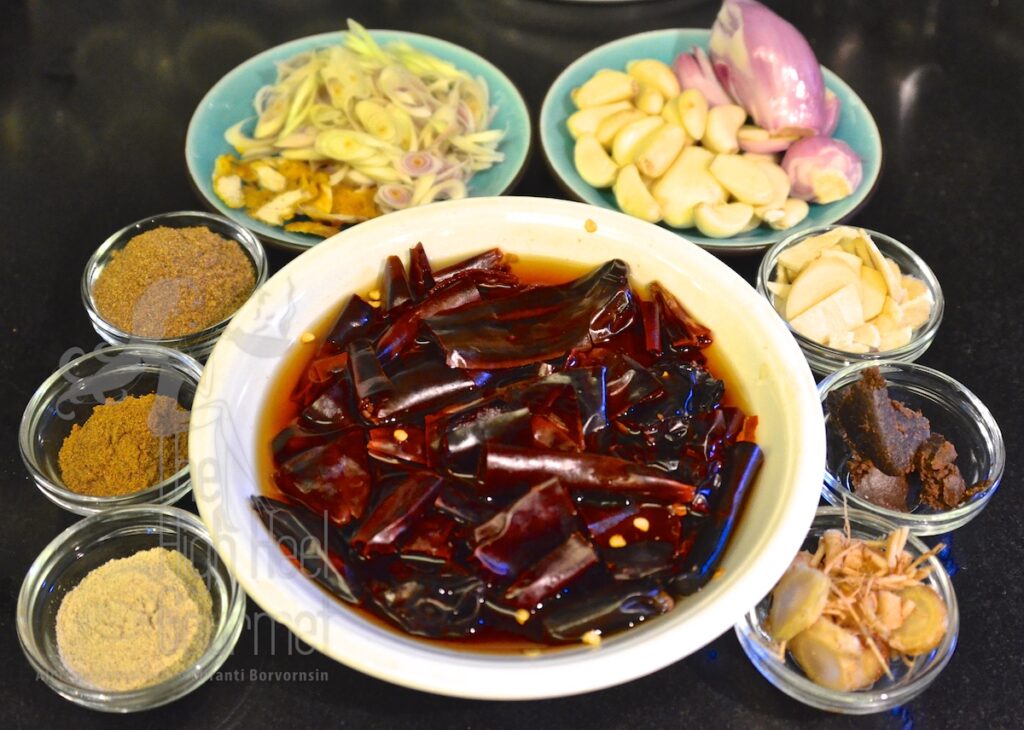 Authentic Thai Jungle Curry with Cat Fish, Kaeng Pa Pla Dook – Thai ...